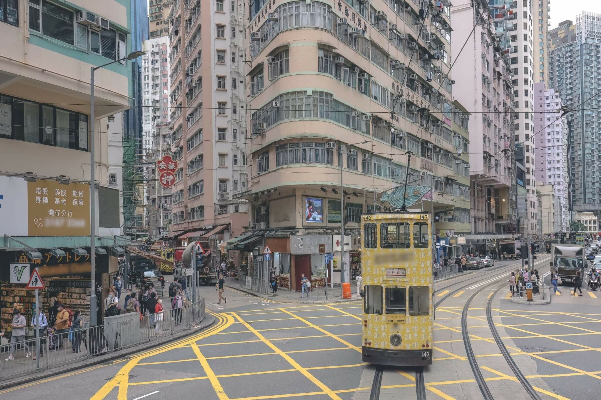 Best 16 Things to Do in Wan Chai: Culture, Food, & Heritage