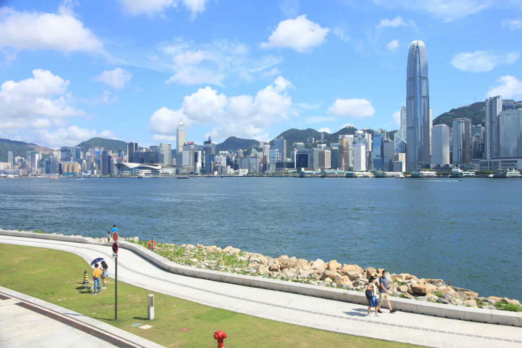 10 Memorable Things to Do at Victoria Harbour - Hong Kong